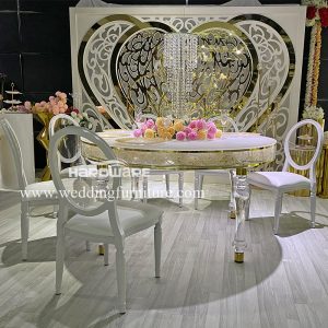 Clear acrylic cake table for wedding event
