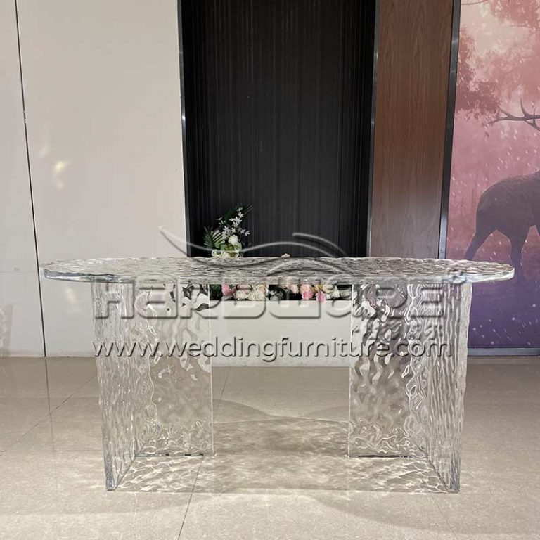 Clear Acrylic Cake Table for Wedding Event