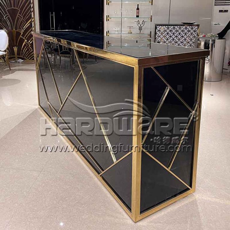 Bar counter for restaurant geometry pattern with wheels
