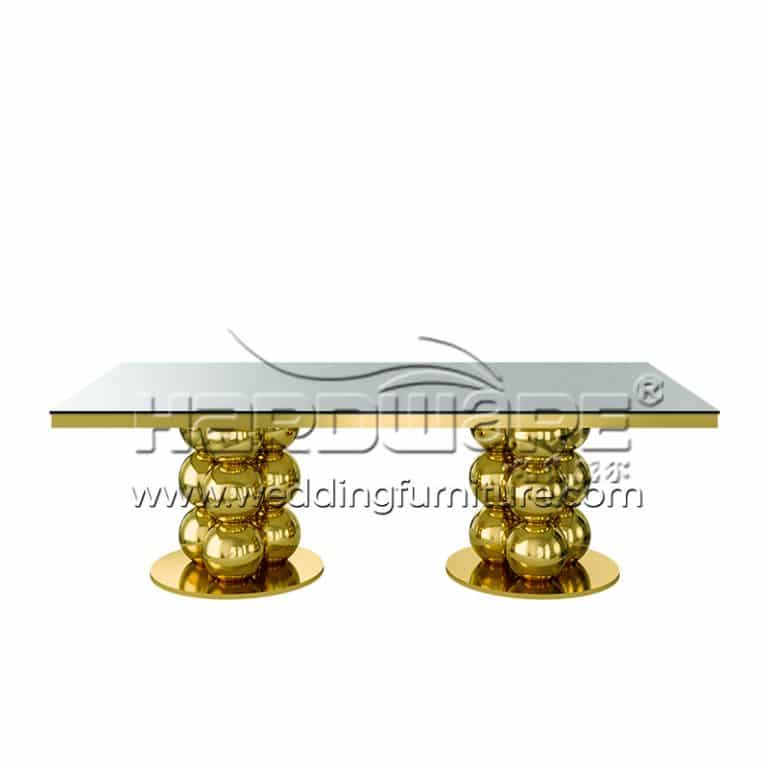 Imperial Table Wedding with Unique Balls Metal Base